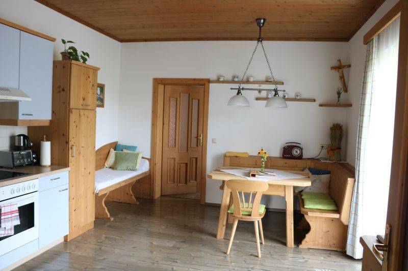 Ferienwohnung ∙ 2 Schlafzimmer ∙ 4 Gäste - Amstetten