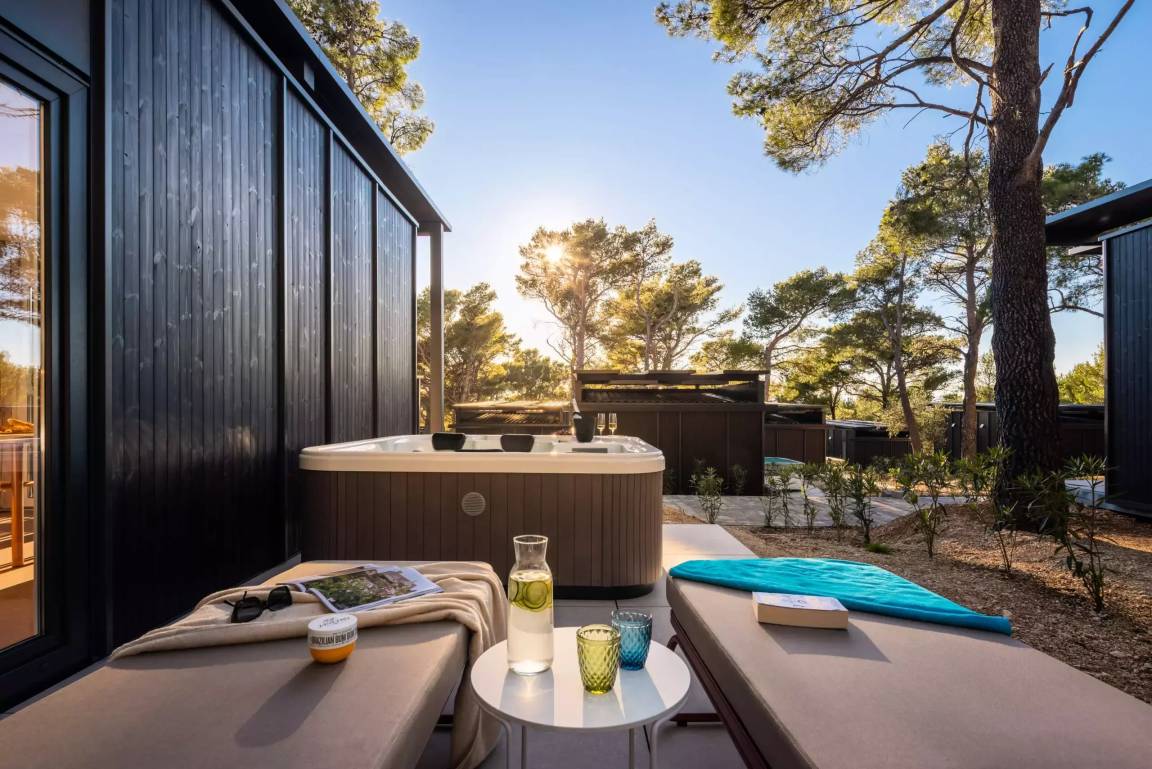 22 M² Caravan ∙ 1 Bedroom ∙ 3 Guests - Brela