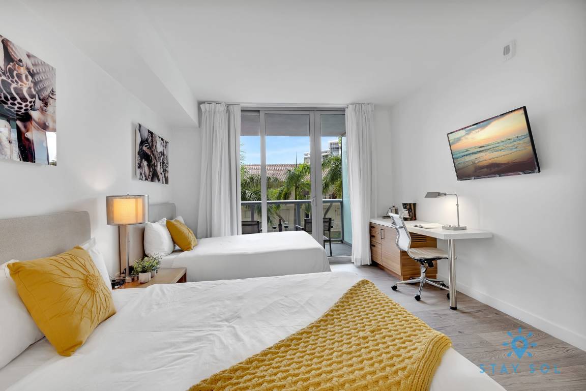 Apartment ∙ 4 Guests - Hallandale Beach, FL