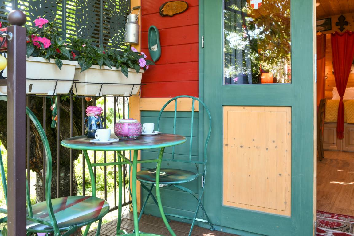 19 M² Camping ∙ 1 Chambre ∙ 2 Personnes - Lépin-le-Lac