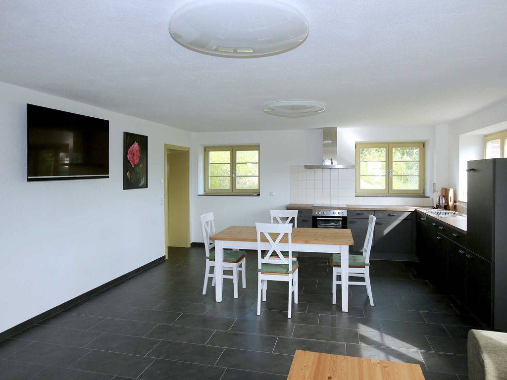 62 M² Ferienwohnung ∙ 1 Schlafzimmer ∙ 3 Gäste - Teterow