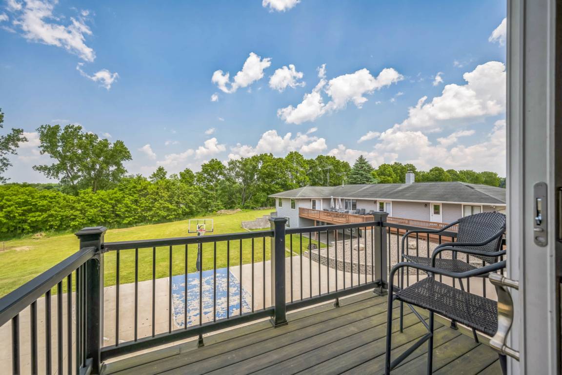 181 M² Apartment ∙ 4 Bedrooms ∙ 8 Guests - Waterloo State Recreation Area, Chelsea