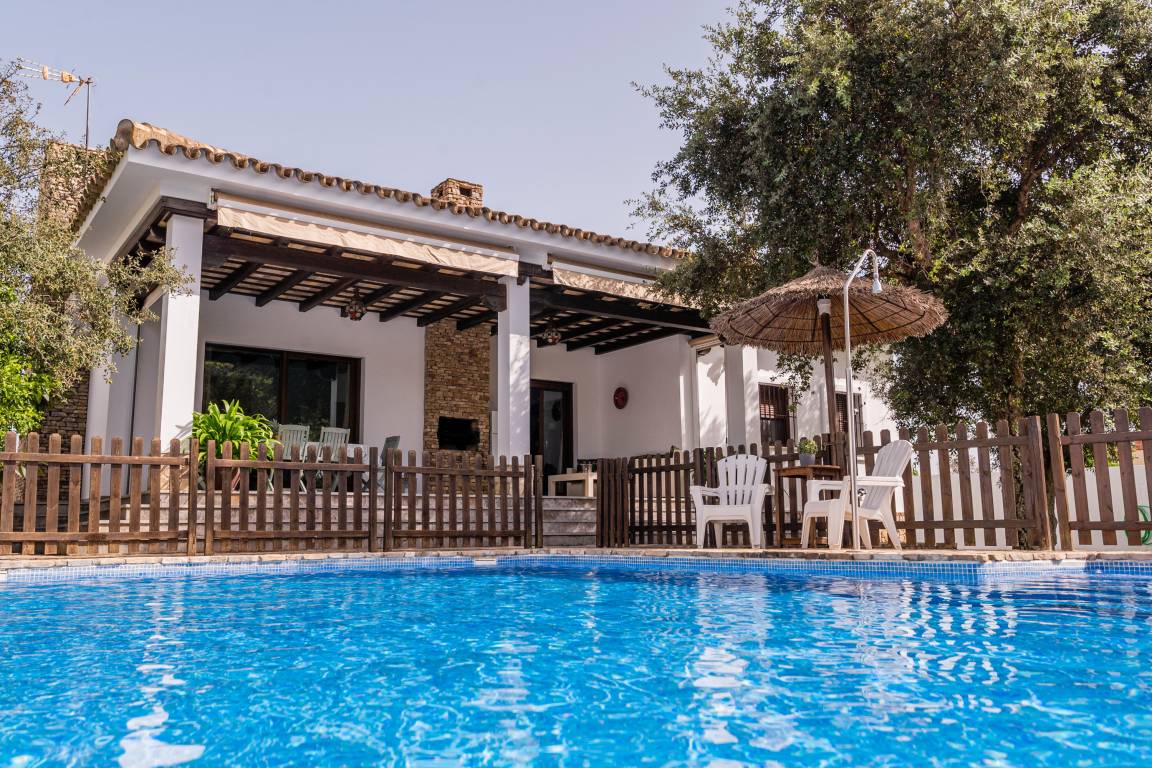 180 M² Villa ∙ 3 Bedrooms ∙ 8 Guests - Cádiz