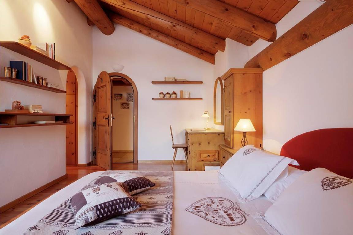 438 M² Ferienhaus ∙ 8 Schlafzimmer ∙ 18 Gäste - Celerina/Schlarigna