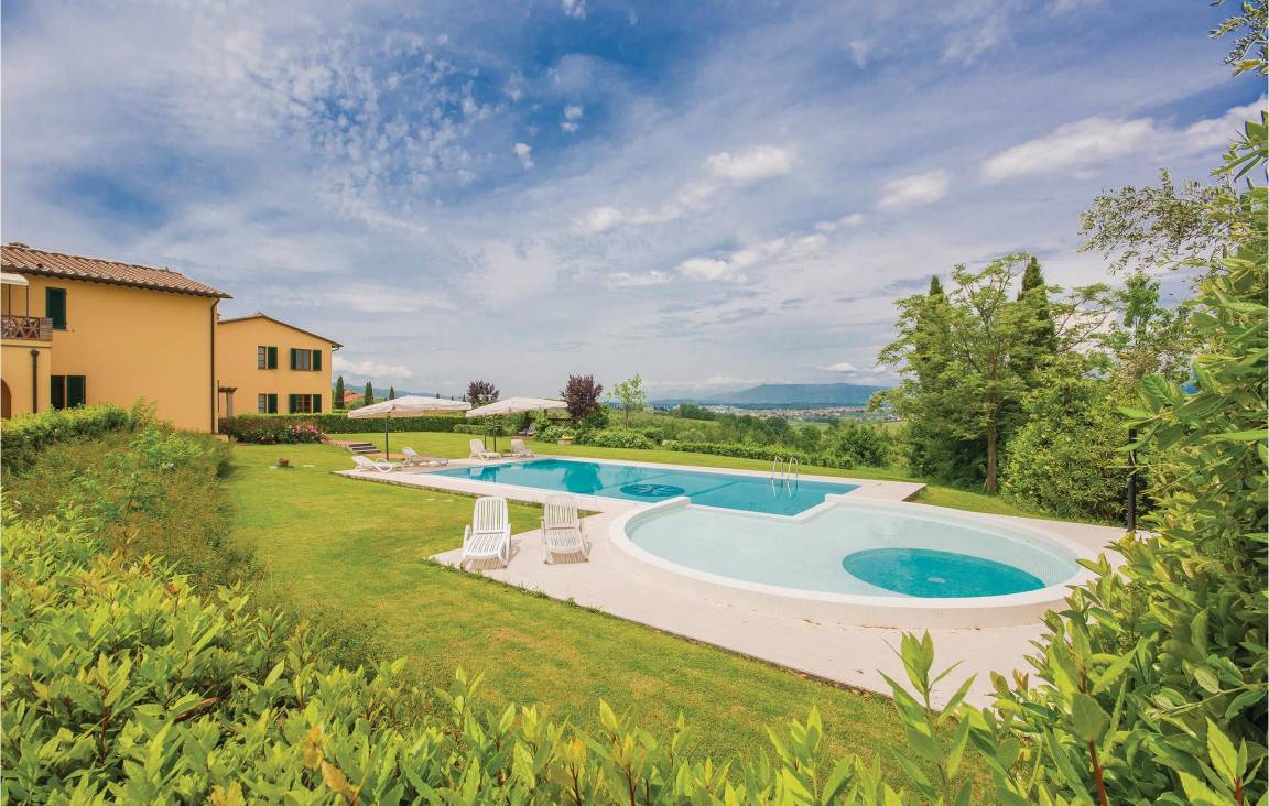 80 M² Maisonette ∙ 2 Bedrooms ∙ 6 Guests - Vinci