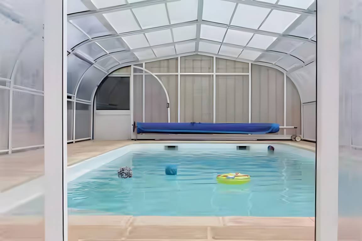 382 M² House ∙ 8 Bedrooms ∙ 15 Guests - Blois