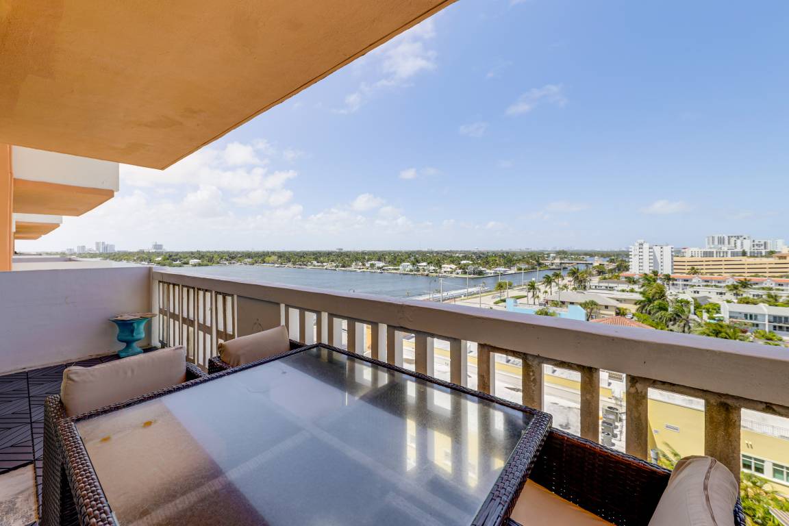 96 M² Apartment ∙ 1 Bedroom ∙ 4 Guests - Hollywood, FL