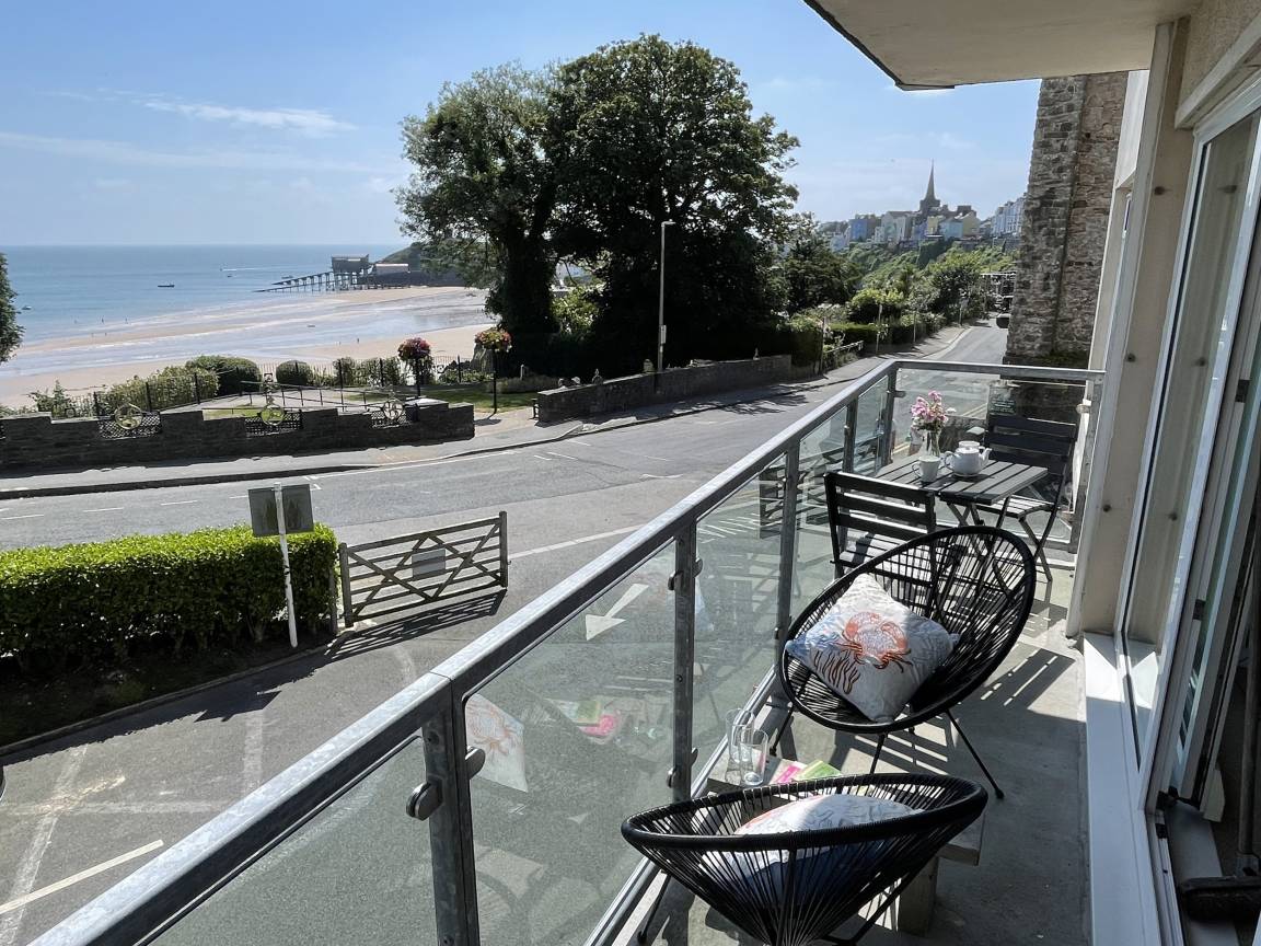 Cottage ∙ 2 Bedrooms ∙ 4 Guests - Tenby