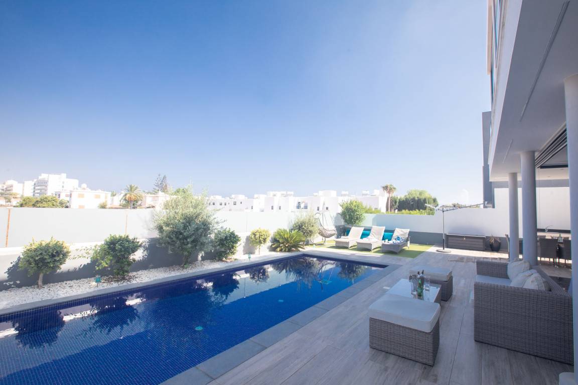 Cottage ∙ 3 Bedrooms ∙ 7 Guests - Cyprus