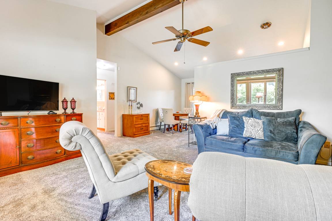 78 M² Apartment ∙ 2 Bedrooms ∙ 4 Guests - East Lansing, MI
