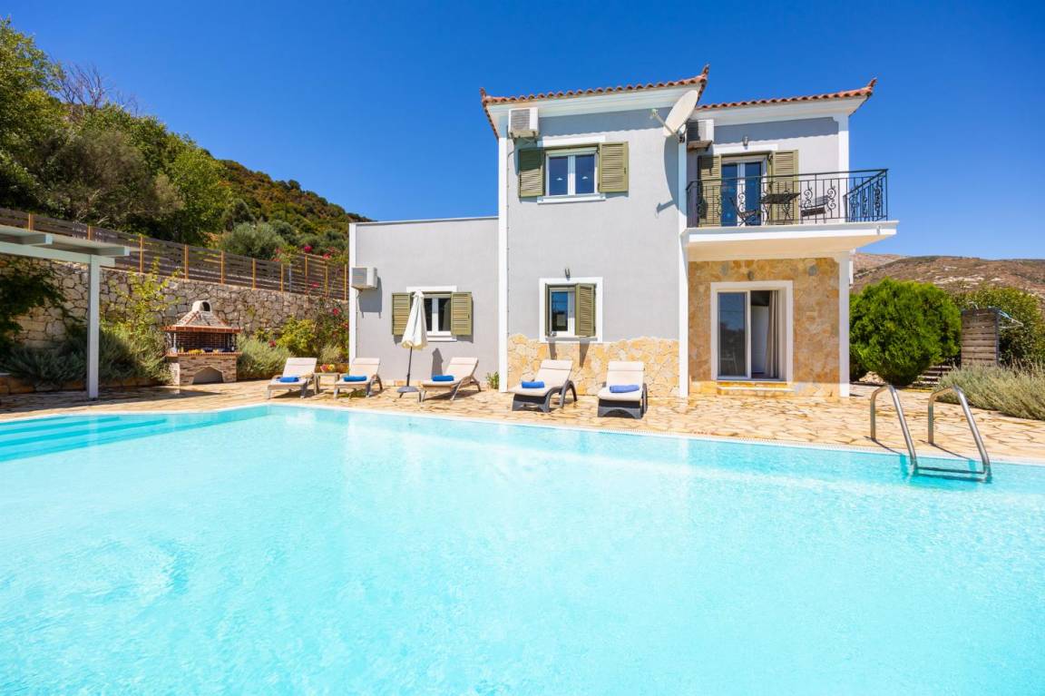 109 M² Villa ∙ 3 Bedrooms ∙ 6 Guests - Kateleios