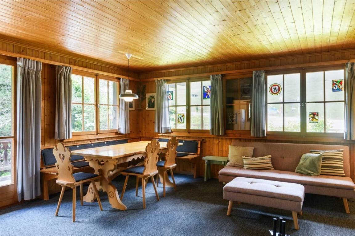 75 M² House ∙ 3 Bedrooms ∙ 5 Guests - Brienz