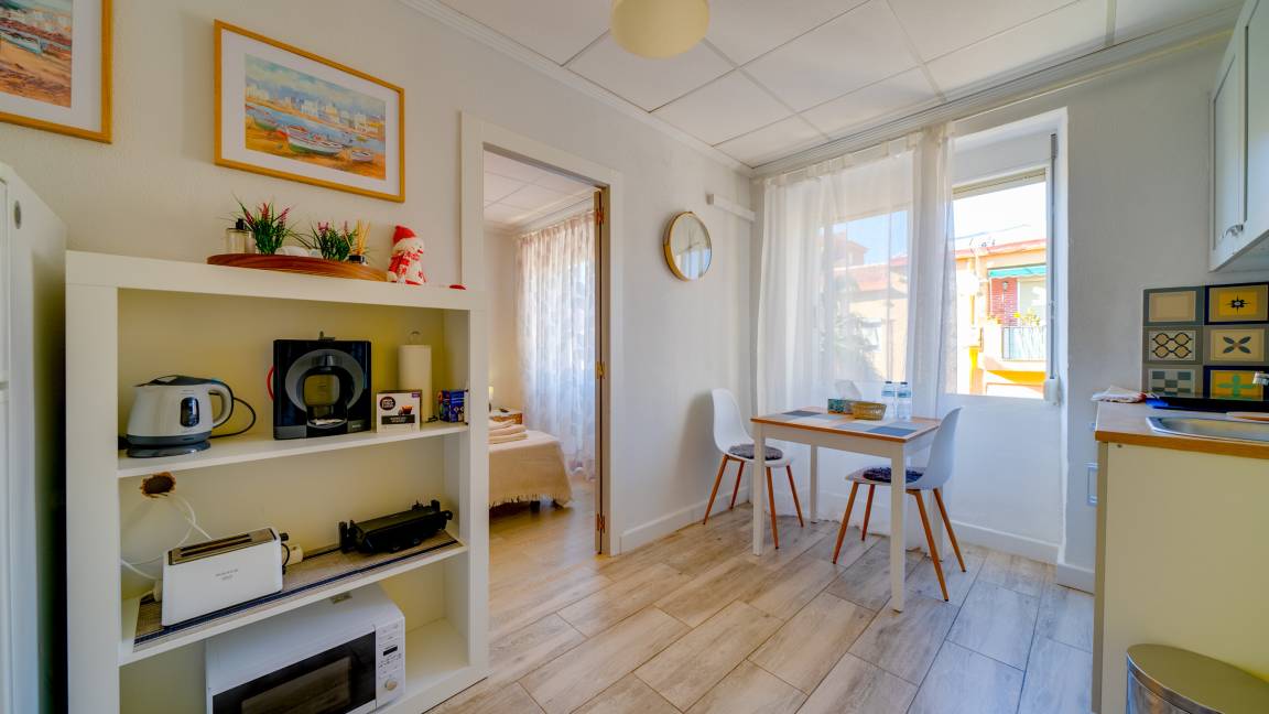 35 M² Estudio ∙ 1 Habitación ∙ 2 Huéspedes - Alicante