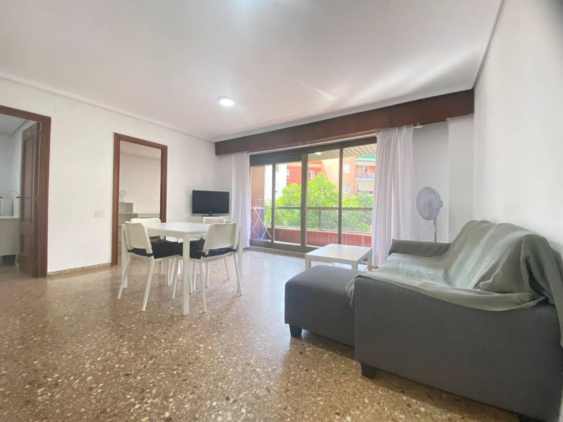140 M² Private Room ∙ 1 Bedroom ∙ 4 Guests - Valencia