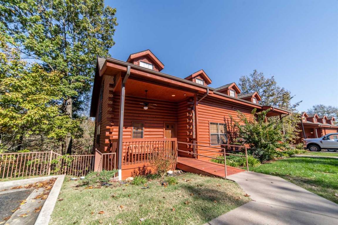 116 M² Cabin ∙ 2 Bedrooms ∙ 6 Guests - Branson, MO