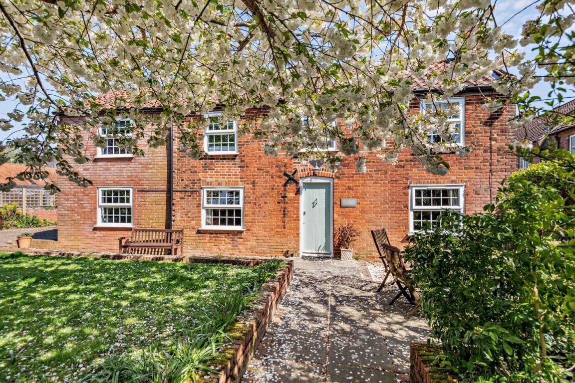 Cottage ∙ 2 Bedrooms ∙ 4 Guests - Blakeney