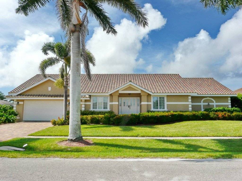 279 M² House ∙ 4 Bedrooms ∙ 10 Guests - Marco Island, FL