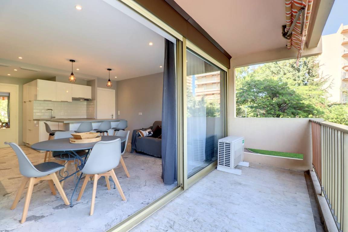 54 M² Appartement ∙ 2 Chambres ∙ 4 Personnes - ibis Styles Antibes Juan Les Pins