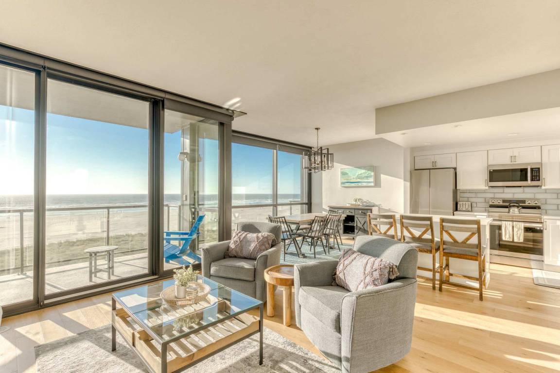 130 M² Apartment ∙ 2 Bedrooms ∙ 6 Guests - Seaside, OR