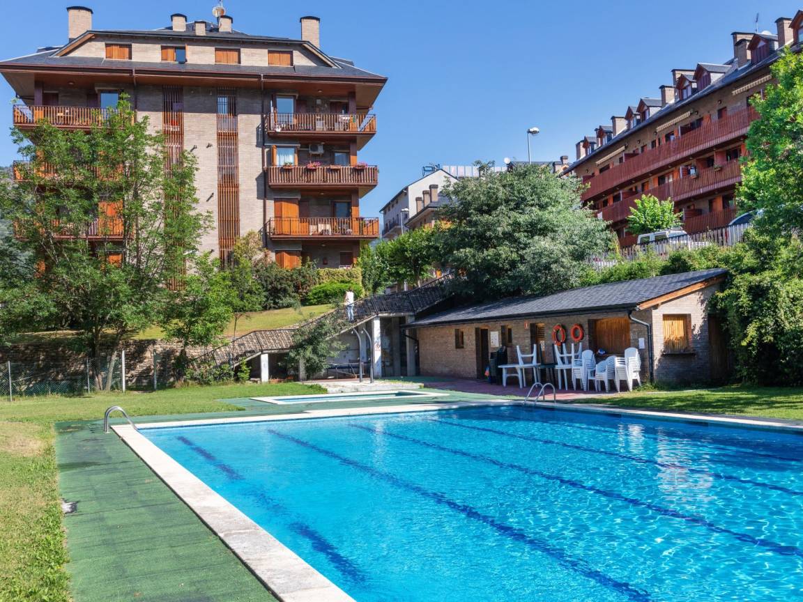 99 M² Apartment ∙ 3 Bedrooms ∙ 6 Guests - Sort