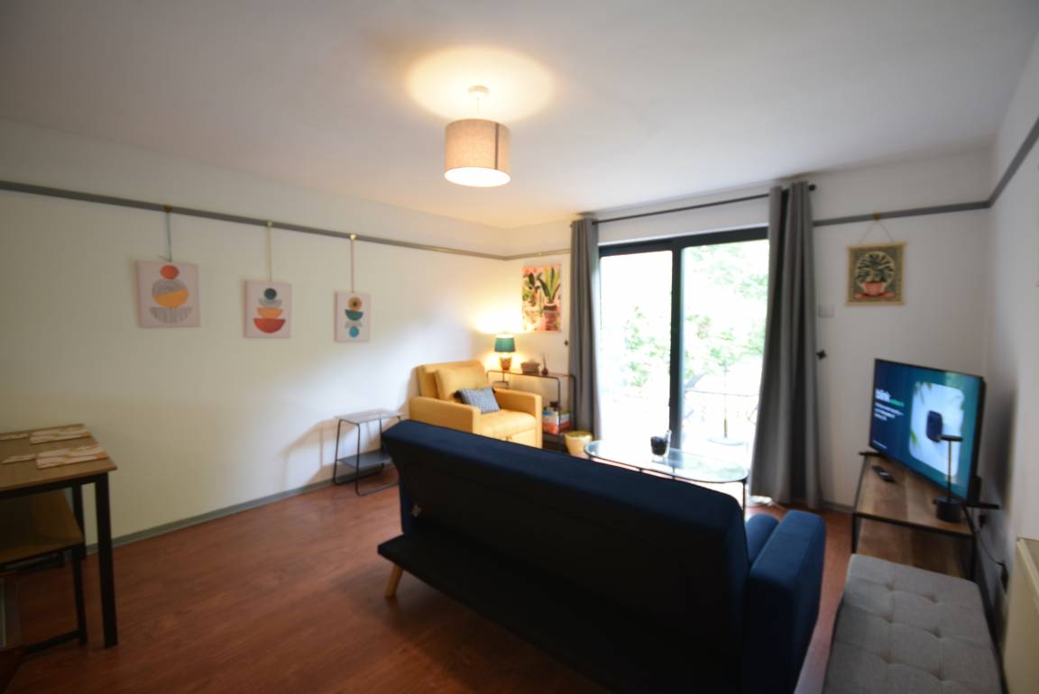 44 M² House ∙ 1 Bedroom ∙ 4 Guests - Manchester