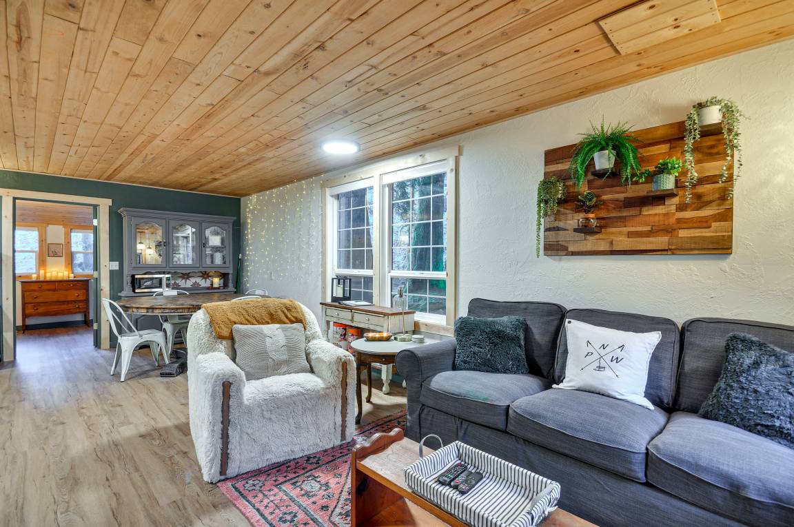 92 M² House ∙ 2 Bedrooms ∙ 4 Guests - Oregon