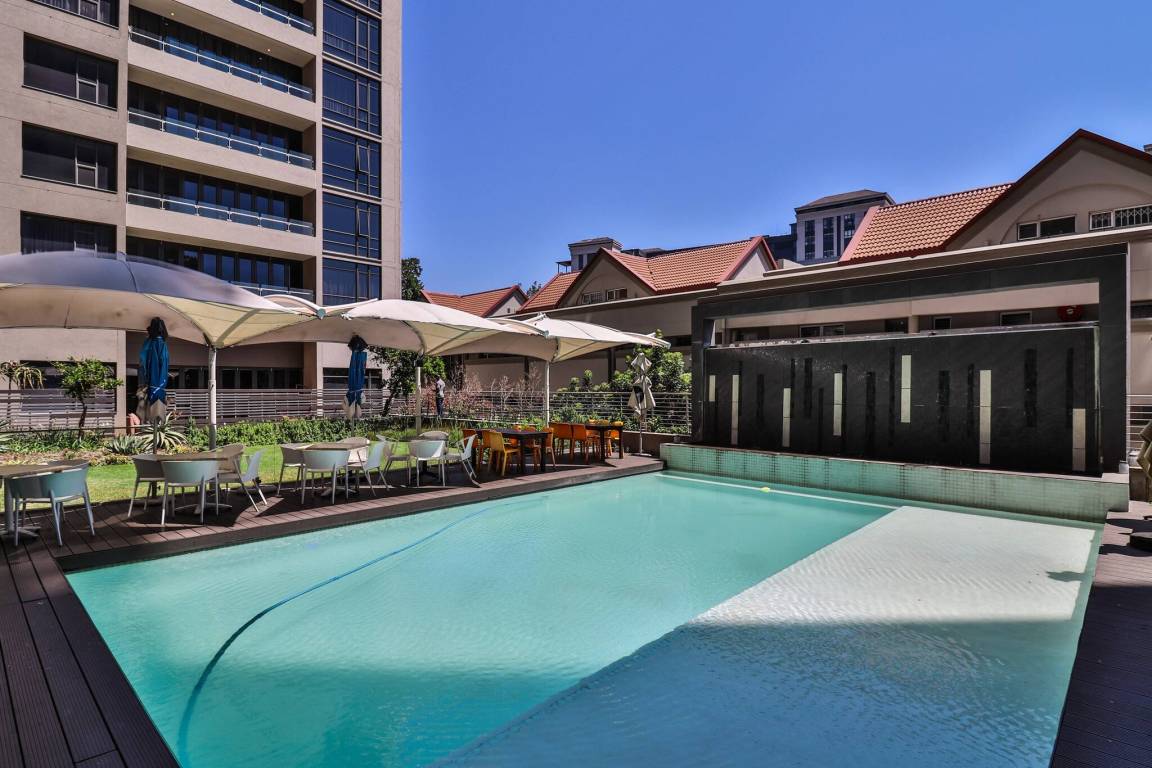 114 M² Apartment ∙ 2 Bedrooms ∙ 4 Guests - Sandton