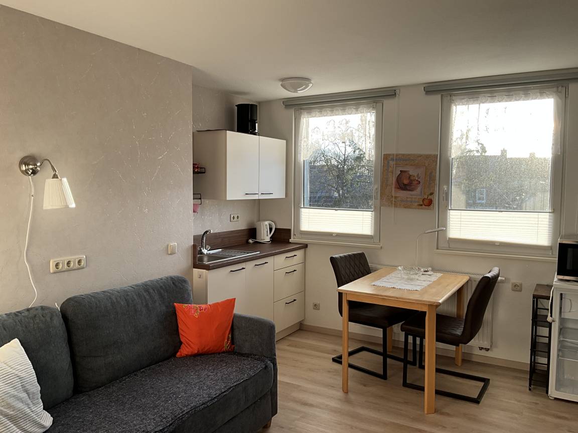 35 M² Ferienwohnung ∙ 2 Schlafzimmer ∙ 2 Gäste - Wunstorf