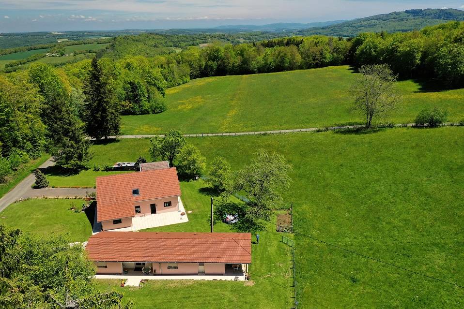 62 M² Gîte ∙ 2 Chambres ∙ 4 Personnes - Doubs