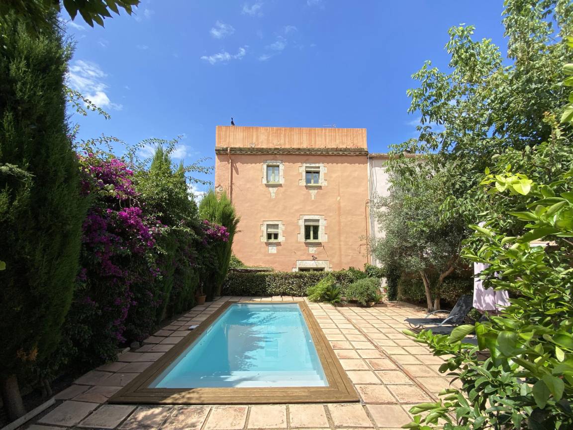 433 M² House ∙ 1 Bedroom ∙ 14 Guests - Begur
