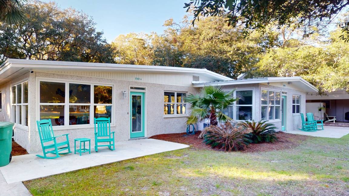 Maisonette ∙ 2 Bedrooms ∙ 6 Guests - Jekyll Island, GA