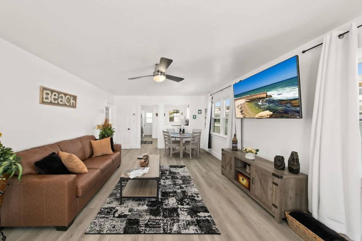 Ferienwohnung ∙ 2 Schlafzimmer ∙ 5 Gäste - Carlsbad, CA