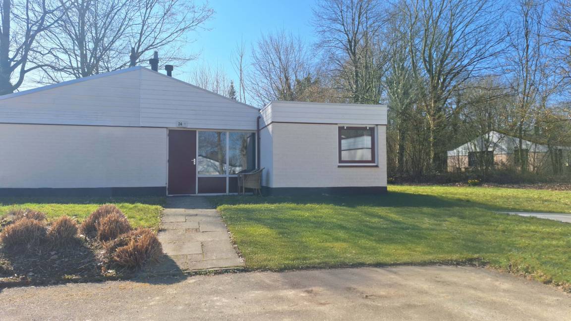 40 M² Bungalow ∙ 2 Schlafzimmer ∙ 4 Gäste - Aachen