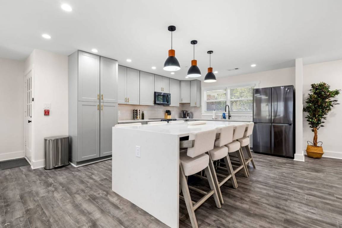 Casa ∙ 6 Habitaciones ∙ 16 Huéspedes - Fairburn, GA