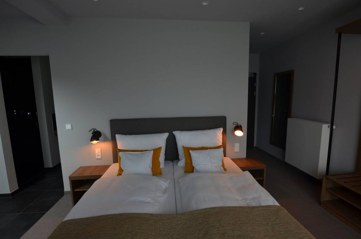 25 M² Hotel ∙ 2 Guests - Zell