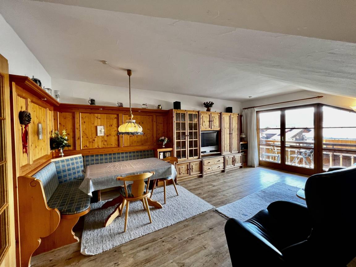 70 M² Ferienwohnung ∙ 2 Schlafzimmer ∙ 4 Gäste - Rettenberg