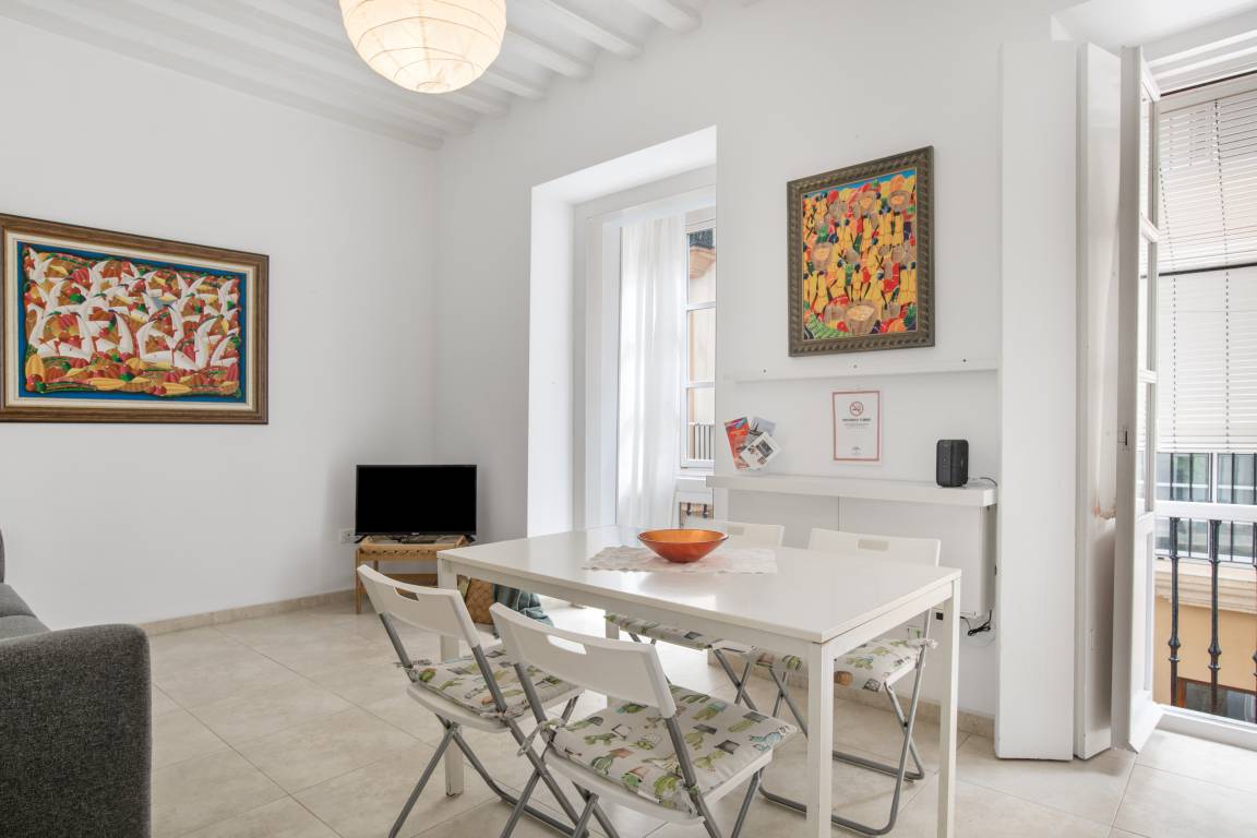 85 M² Apartment ∙ 3 Bedrooms ∙ 5 Guests - Cádiz
