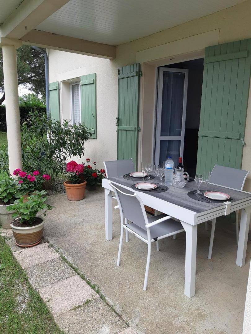 75 M² Gîte ∙ 3 Quartos ∙ 6 Hóspedes - Blan