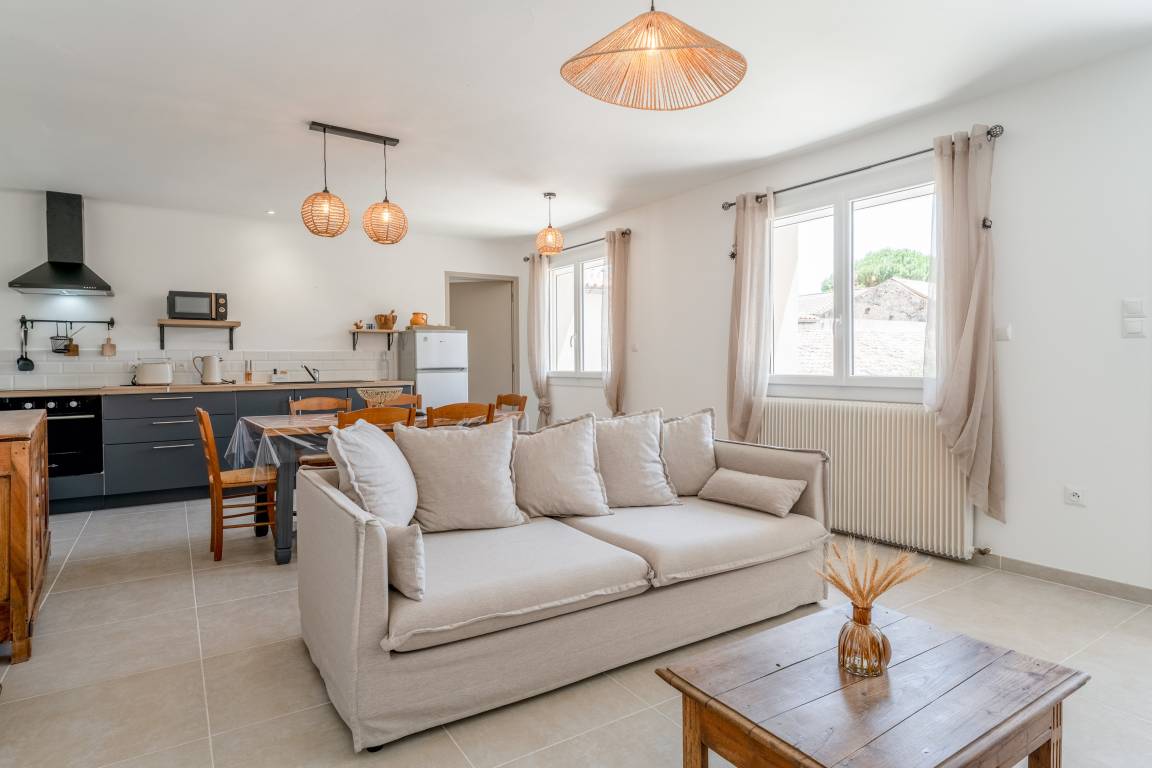 85 M² Maison De Vacances ∙ 3 Chambres ∙ 6 Personnes - Bagnols-sur-Cèze