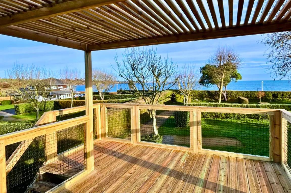 32 M² Caravan ∙ 3 Bedrooms ∙ 6 Guests - Santec