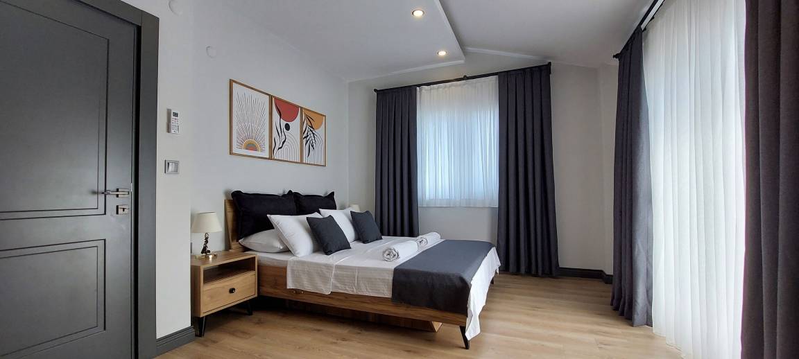 150 M² Apartment ∙ 3 Bedrooms ∙ 8 Guests - Antalya