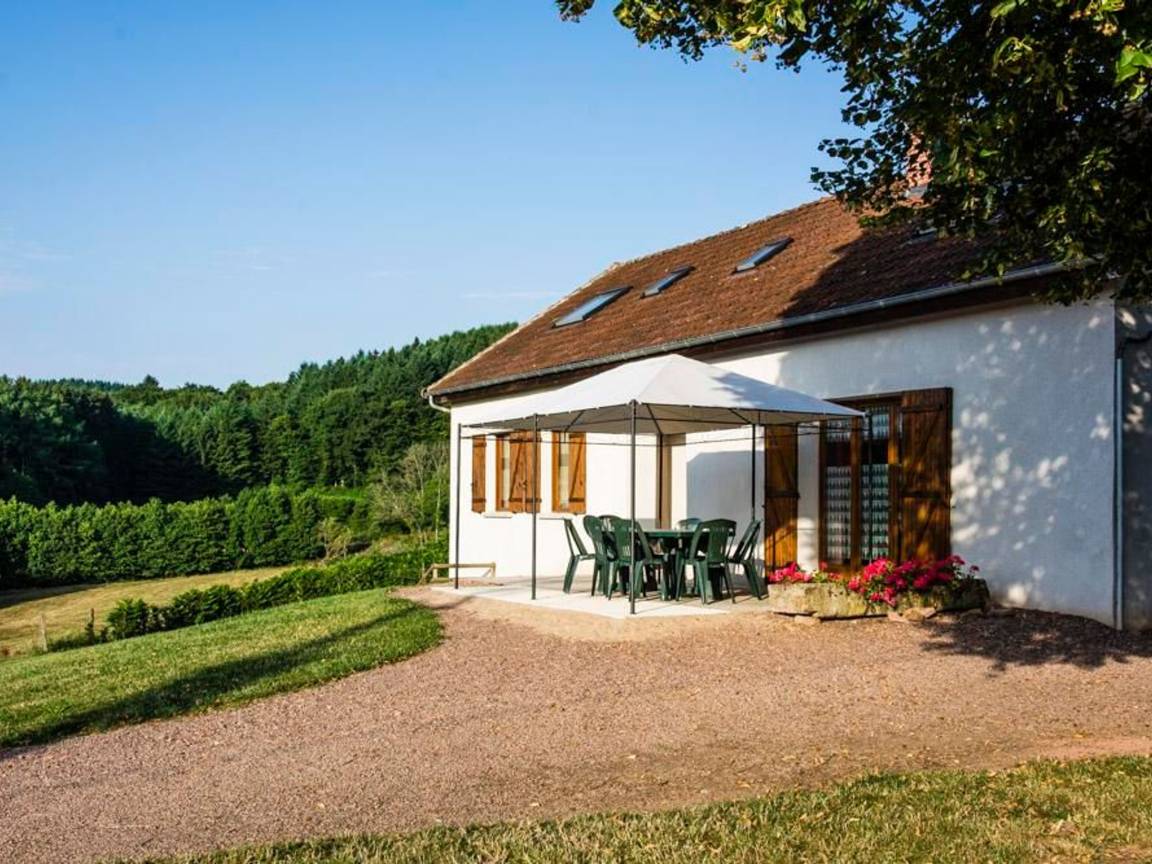 165 M² Cottage ∙ 4 Chambres ∙ 8 Personnes - Lac des Settons