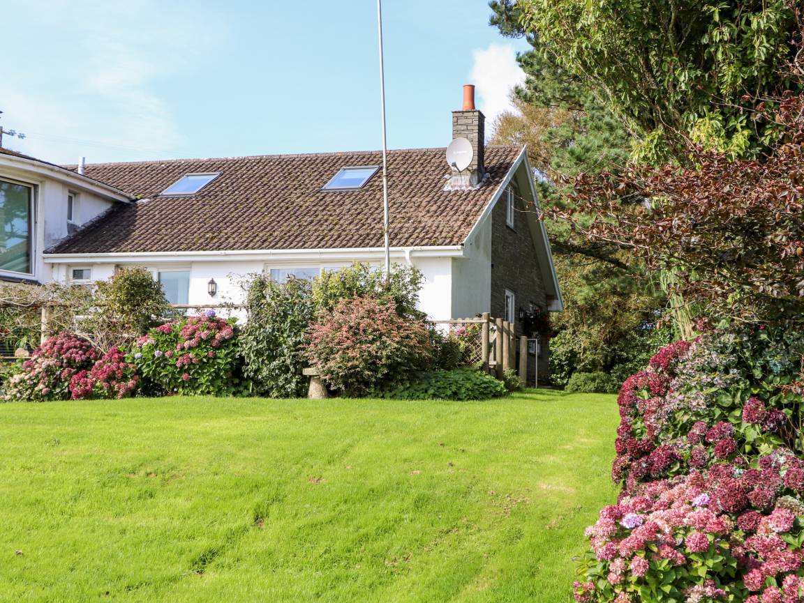 Cottage ∙ 1 Bedroom ∙ 2 Guests - Falmouth