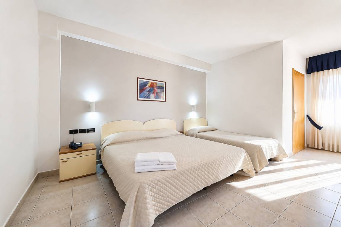 25 M² Chambre D'hôtes ∙ 1 Chambre ∙ 3 Personnes - Pouilles