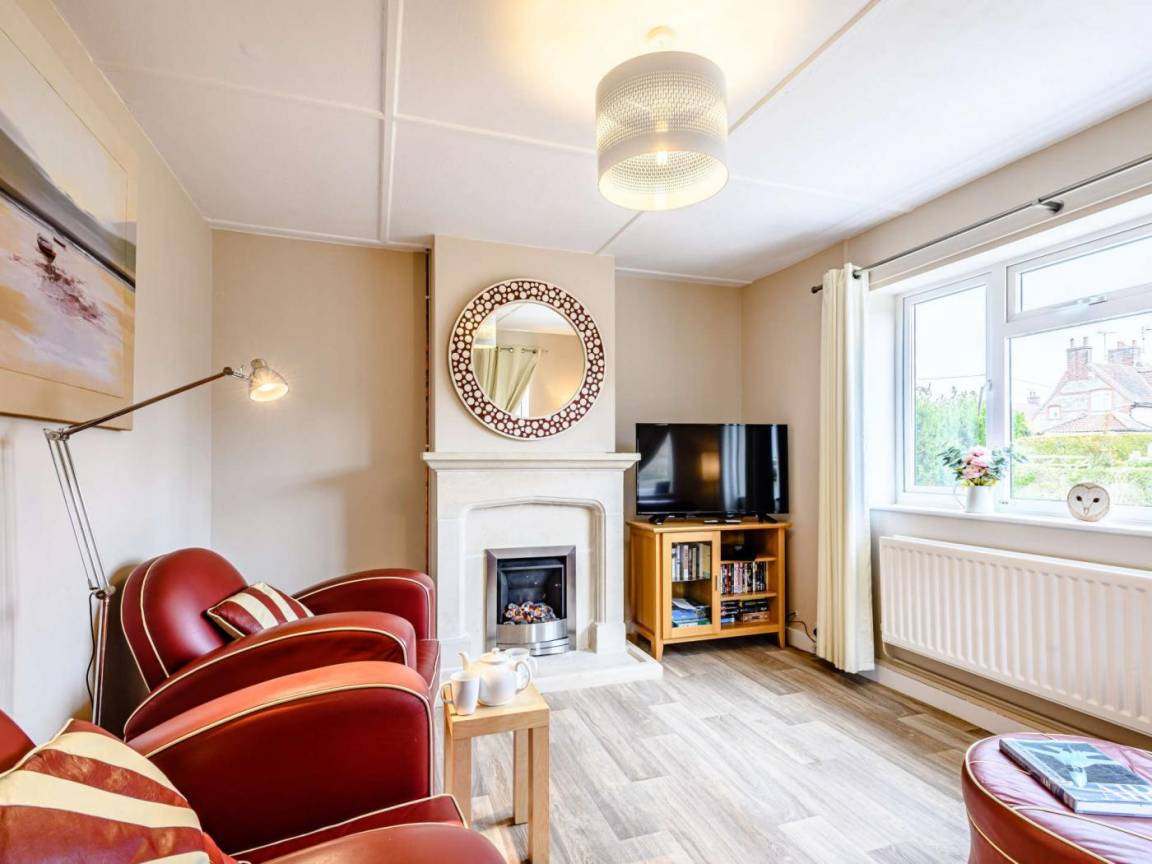 Cottage ∙ 2 Bedrooms ∙ 4 Guests - 홀트