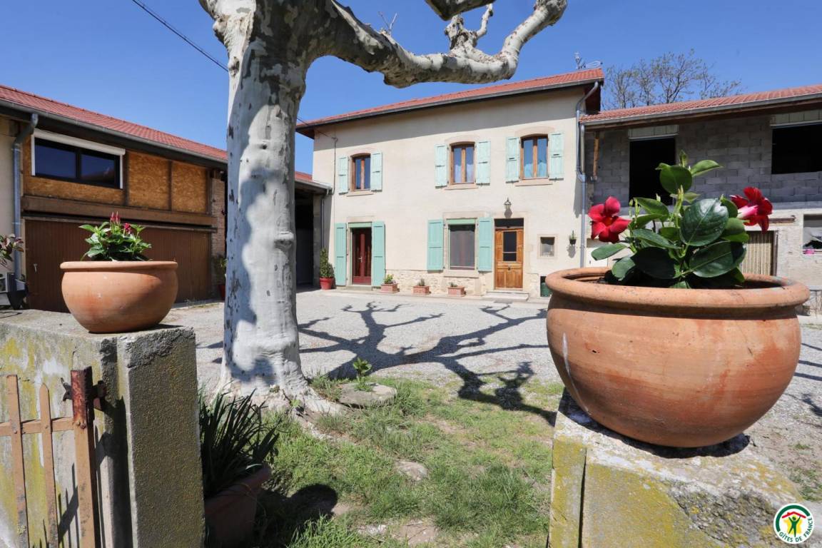110 M² Gîte ∙ 4 Chambres ∙ 6 Personnes - Romans-sur-Isère