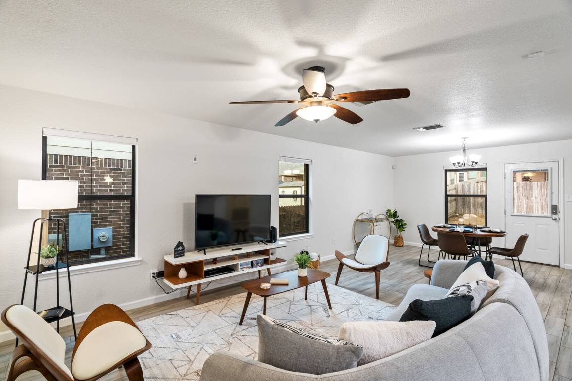 148 M² Ferienhaus ∙ 3 Schlafzimmer ∙ 7 Gäste - San Antonio, TX