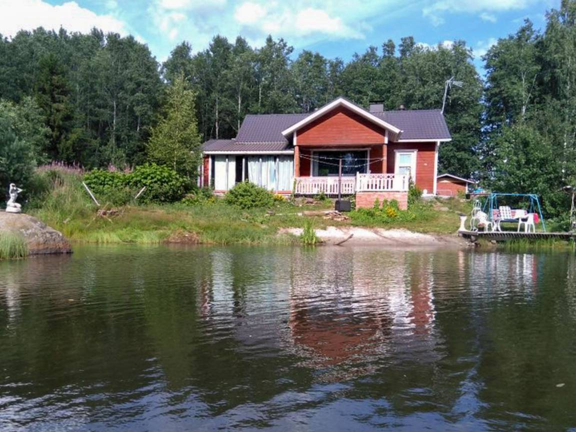 80 M² Talo ∙ 2 Makuuhuonetta ∙ 7 Vierasta - Vaasa