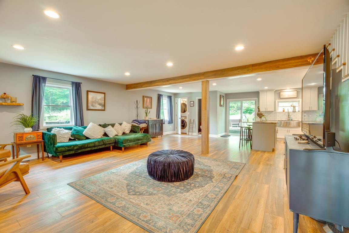 143 M² House ∙ 2 Bedrooms ∙ 4 Guests - Squantz Pond, CT