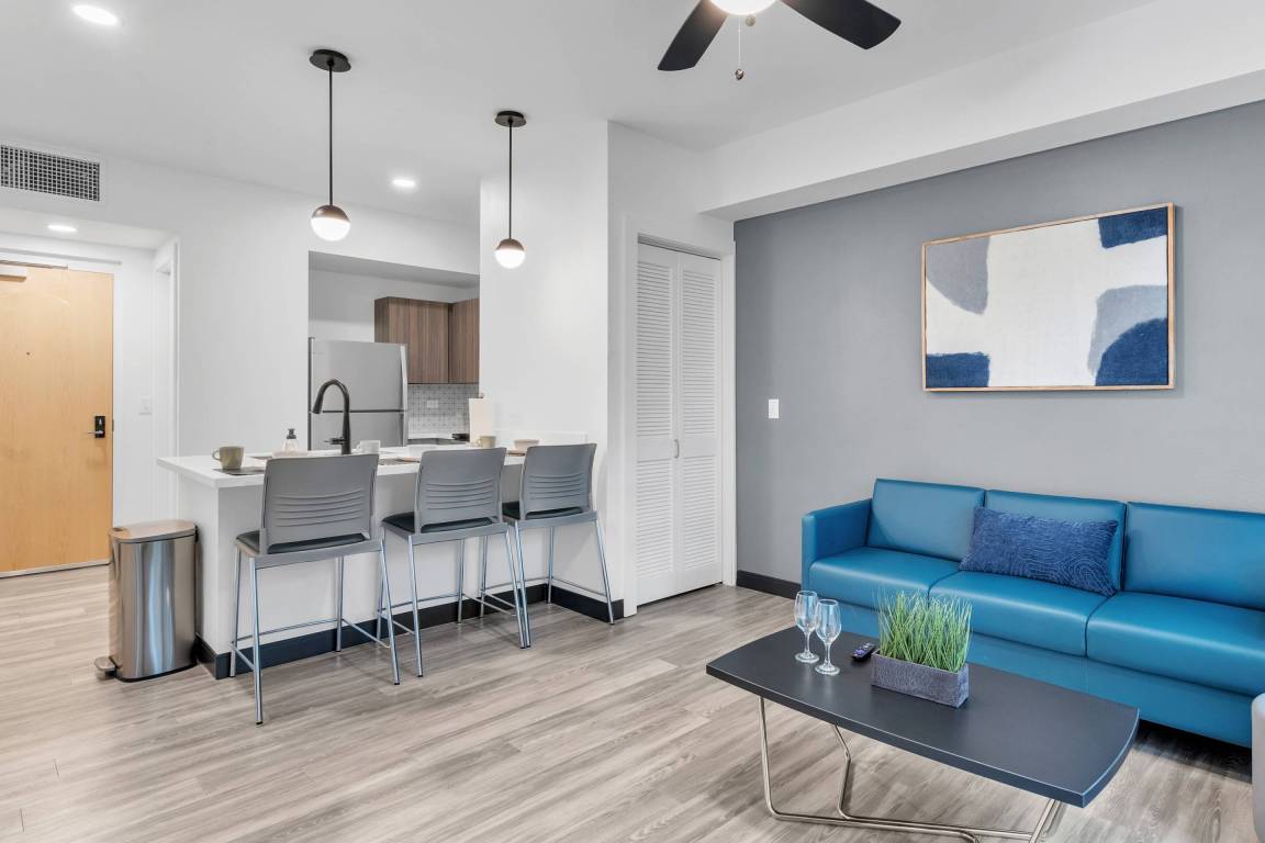 60 M² Ferienwohnung ∙ 1 Schlafzimmer ∙ 2 Gäste - Zephyrhills, FL